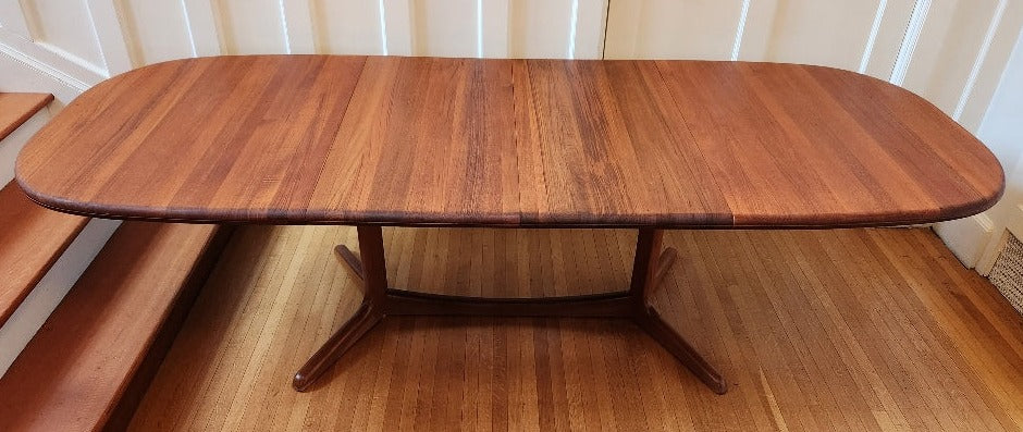 Solid Teak MCM Pedestal Dining Table – Cook Street Vintage