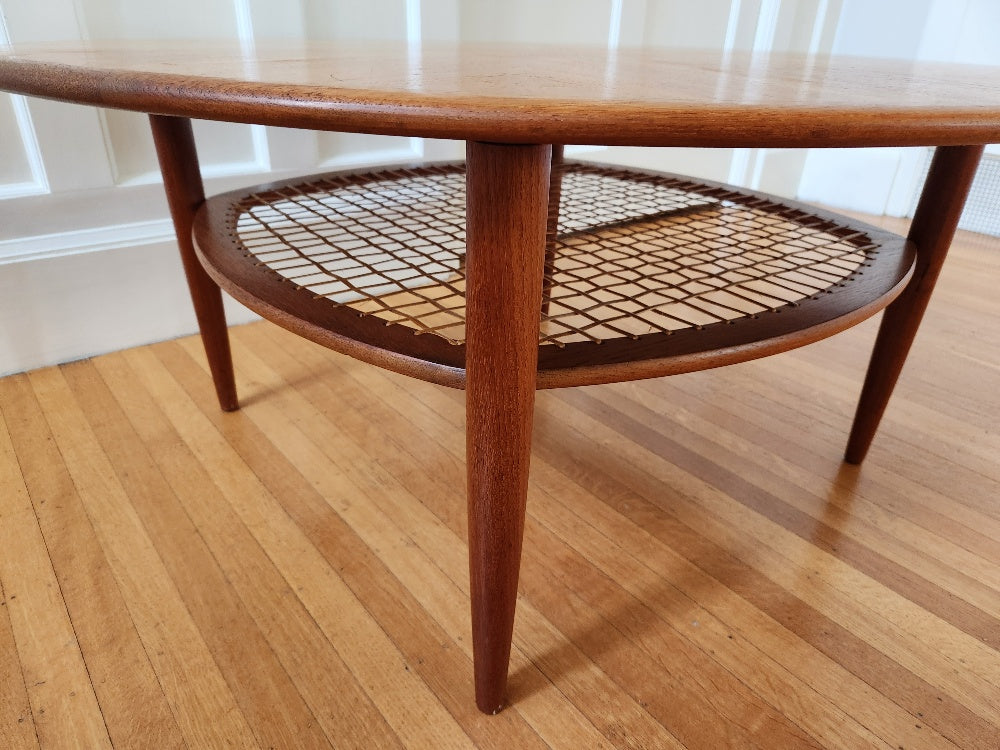 MCM Trioh Round Teak Coffee Table – Cook Street Vintage