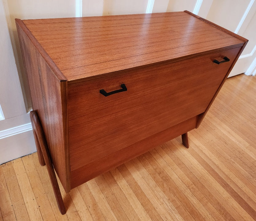 Teak Mini Bar Unit – Cook Street Vintage