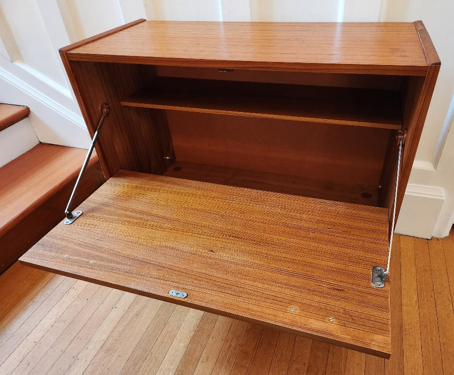 Teak Mini Bar Unit – Cook Street Vintage