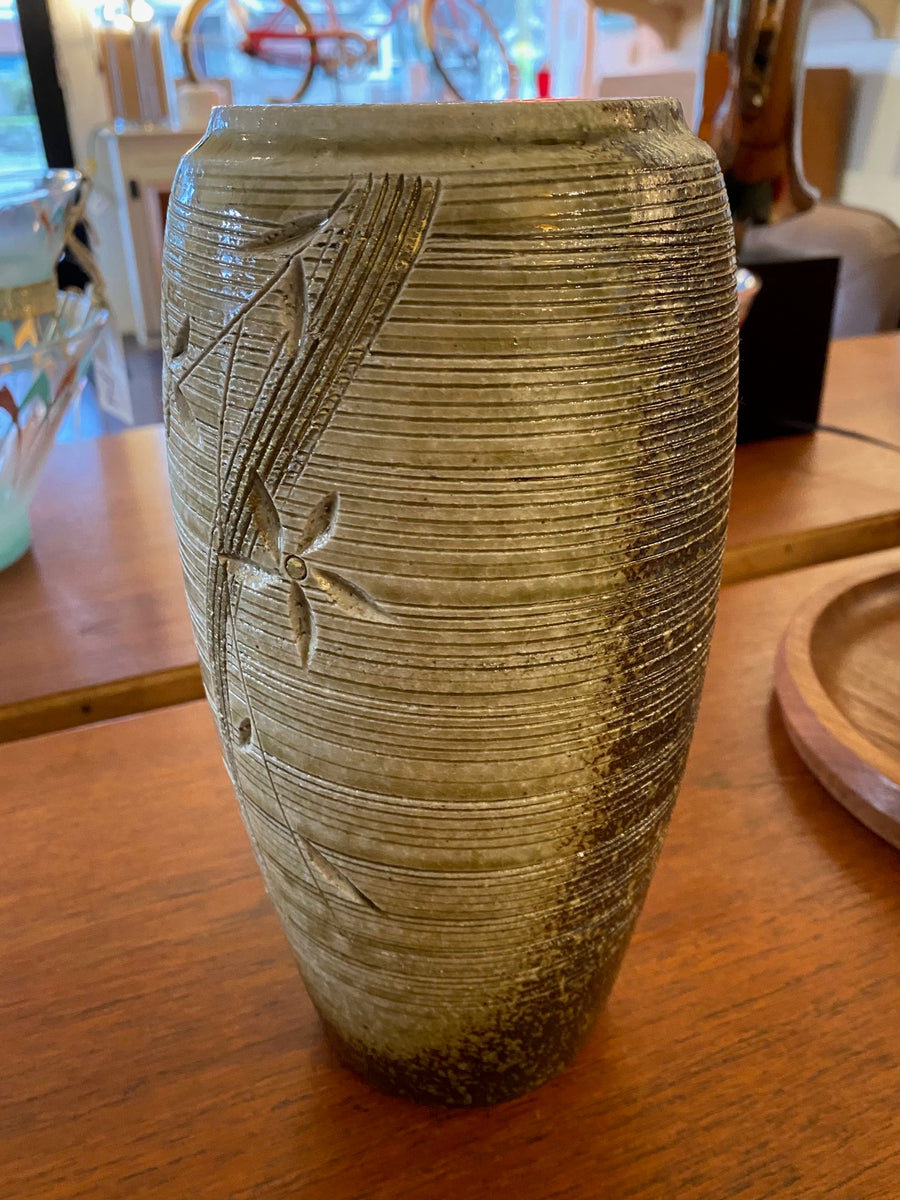 Japanese Ceramic Vase with Striated and Incised Floral Design – Cook ...