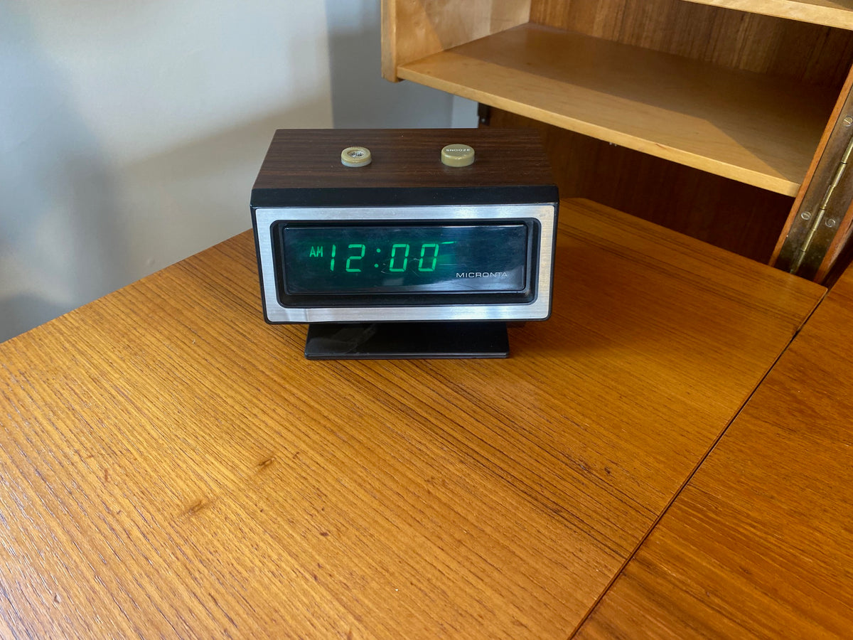 Radioshack Micronta Digital Clock Model 63-815A – Cook Street Vintage