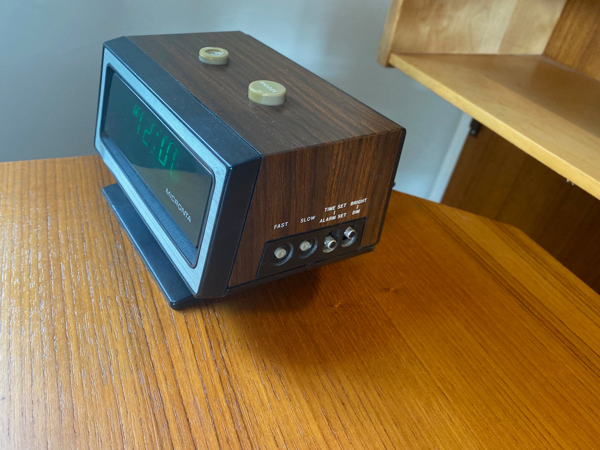 Radioshack Micronta Digital Clock Model 63-815A – Cook Street Vintage