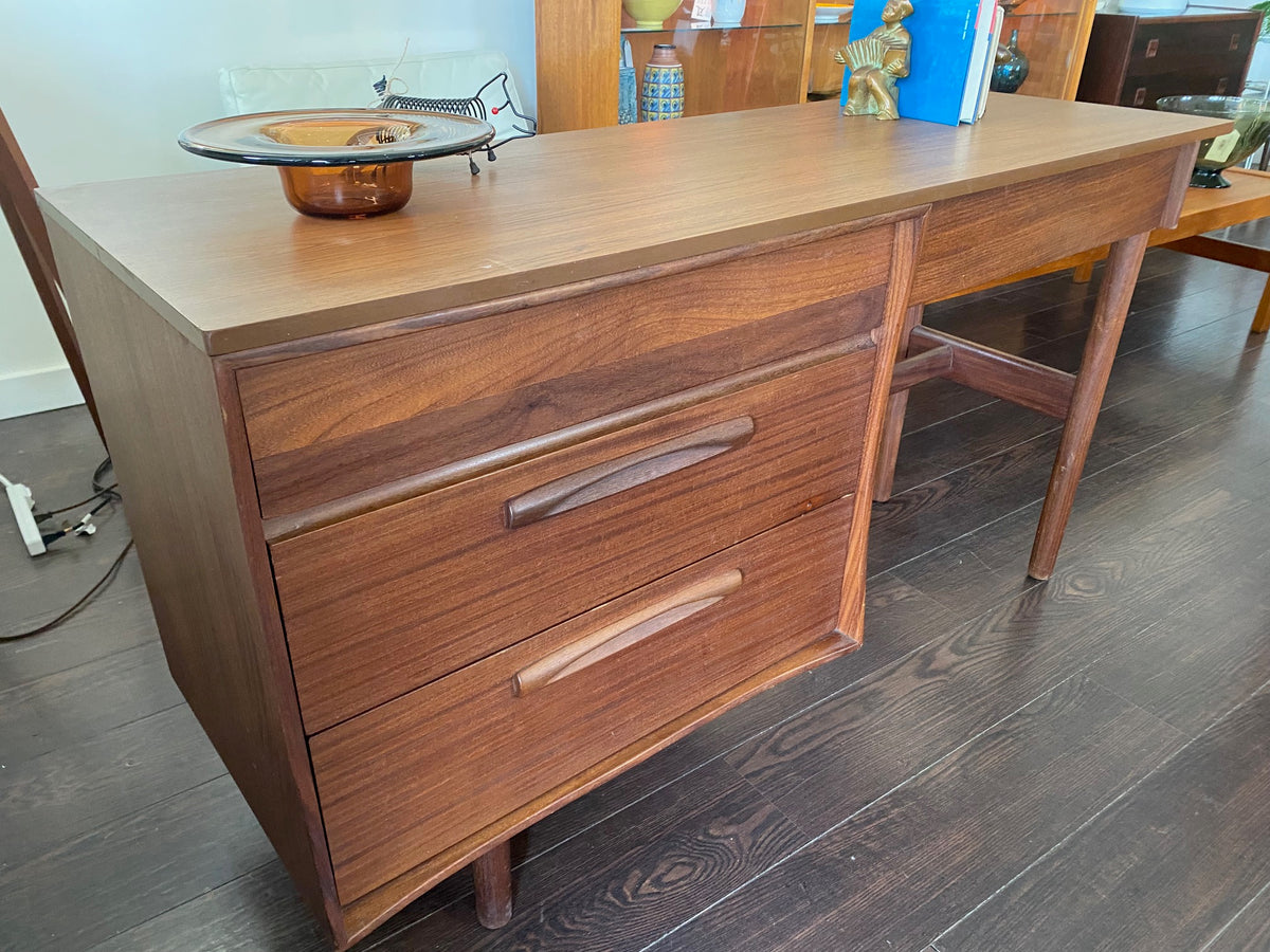 Small MCM Desk by Imperial – Cook Street Vintage