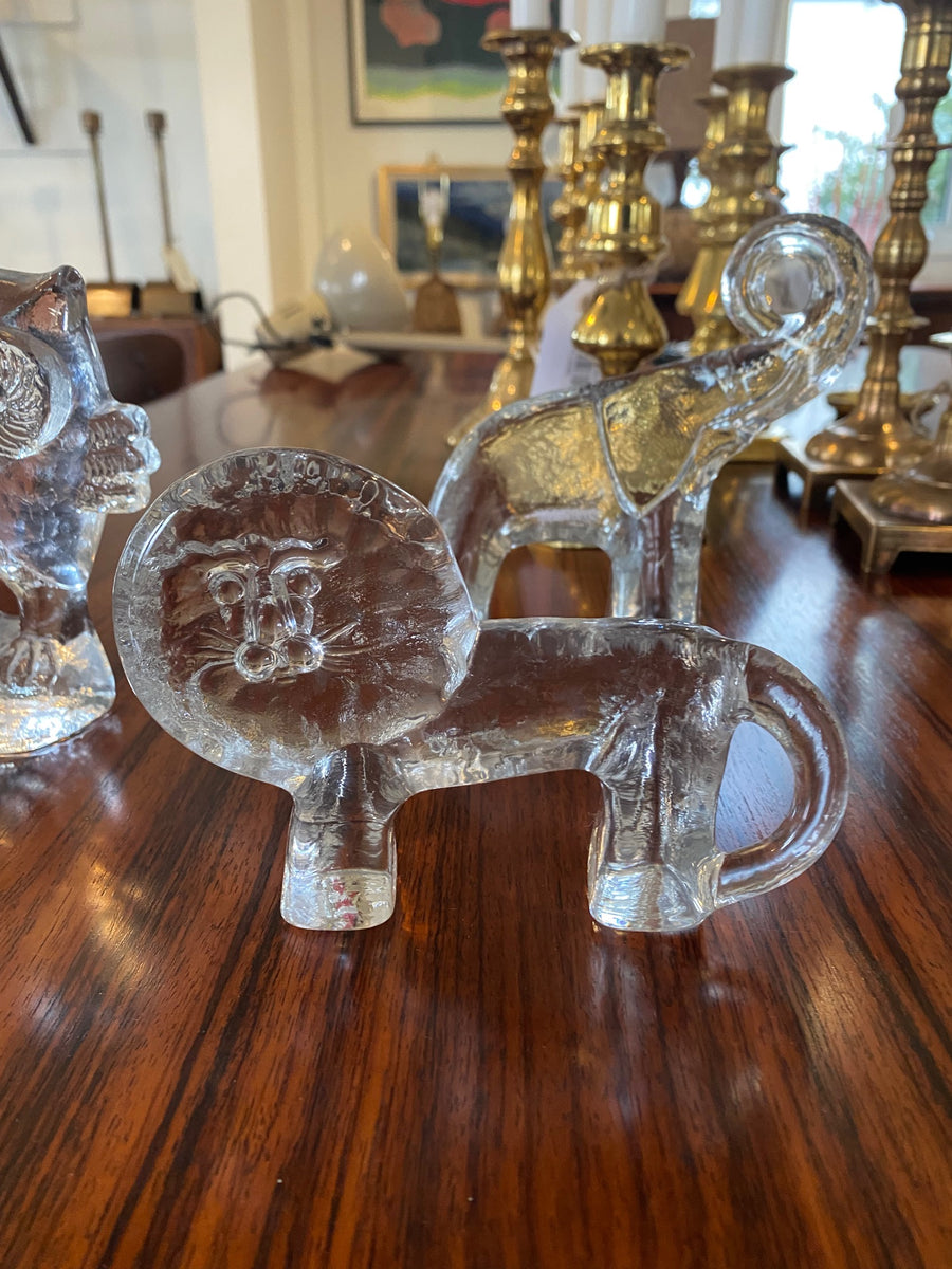 Bertil Vallien’s Kosta Boda Glass Lion – Cook Street Vintage
