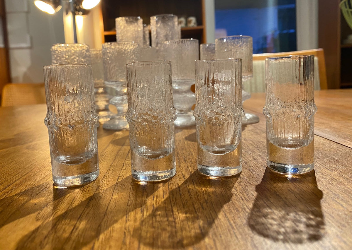 IIttala "Niva" Shooter Glasses/ Bud Vases – Cook Street Vintage